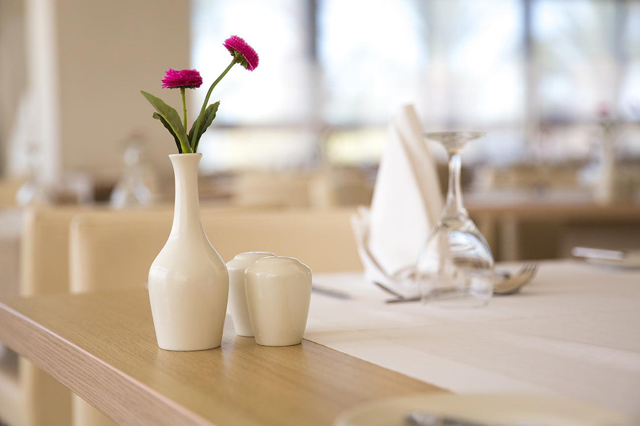 Booking - Max Enk - Leipzig